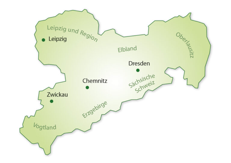 Wandern mit Aussicht auf dem Oberlausitzer Bergweg - Urlaubszeit Sachsen